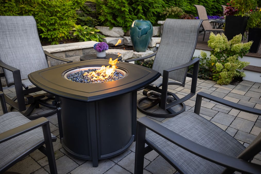 12 Outdoor Fire Pit Ideas for a Cozy Backyard
